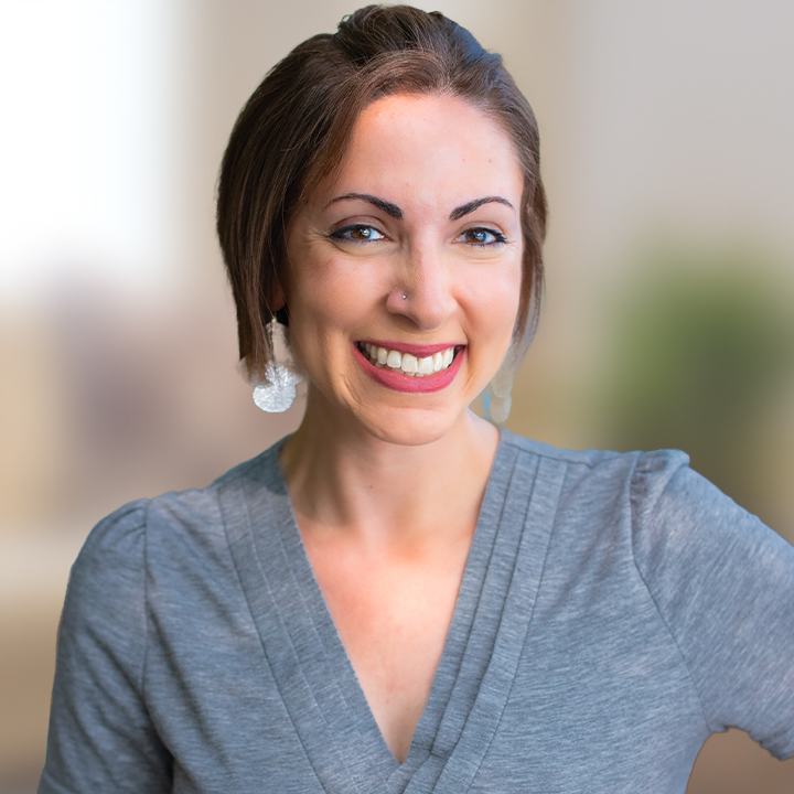 Ashley Anechiarico LICSW | Expert in LGBTQ+, Anxiety Therapy